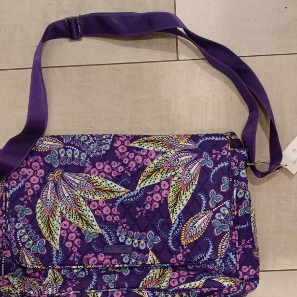 Vera Bradley | Bags | Vera Bradley Essential Messenger Bag Batik Leaves ...